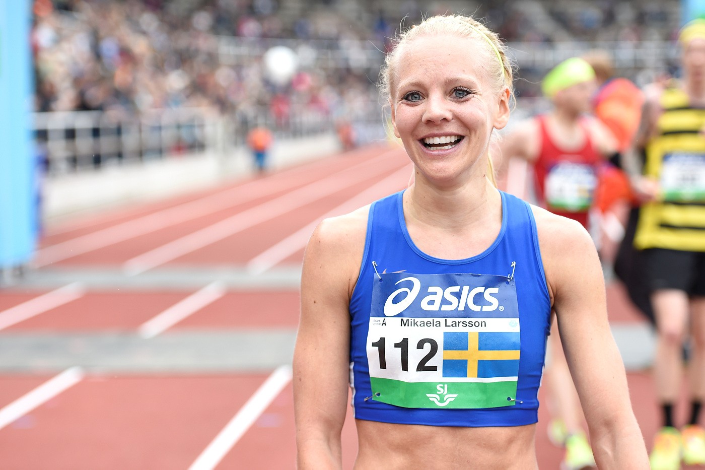 Mikaela vill inte ge bort mästartiteln | Marathon.se